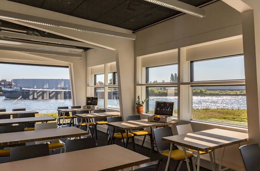 DUS | De Utrechtse Stadsvrijheid - Reviews. Quote. Booking ...