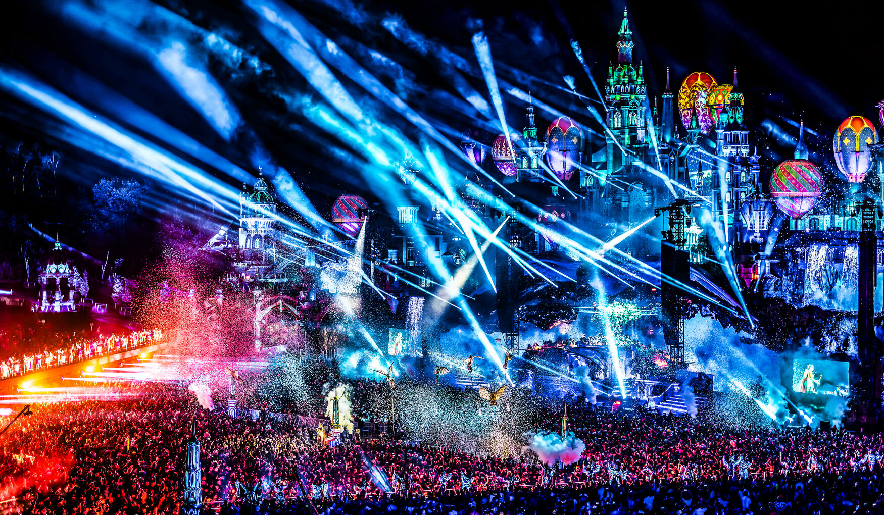 Disney Castle on Steroids: This is What the Tomorrowland Stage Looks Like